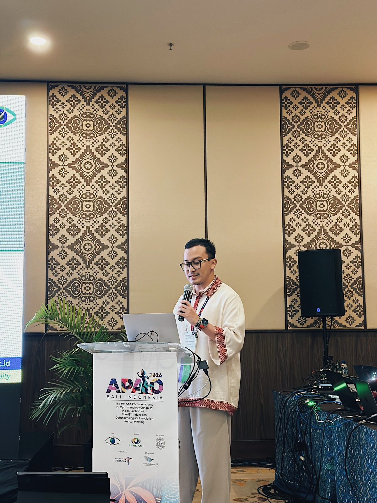 Tim Dokter SMEC Group Menghadiri Kongres Asia-Pacific Academy of Ophthalmology 2024 (APAO ...